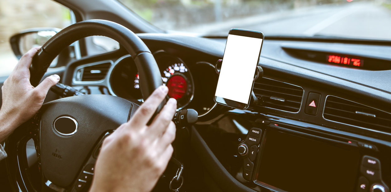 California's Laws on Cell Phone Use While Driving Explained